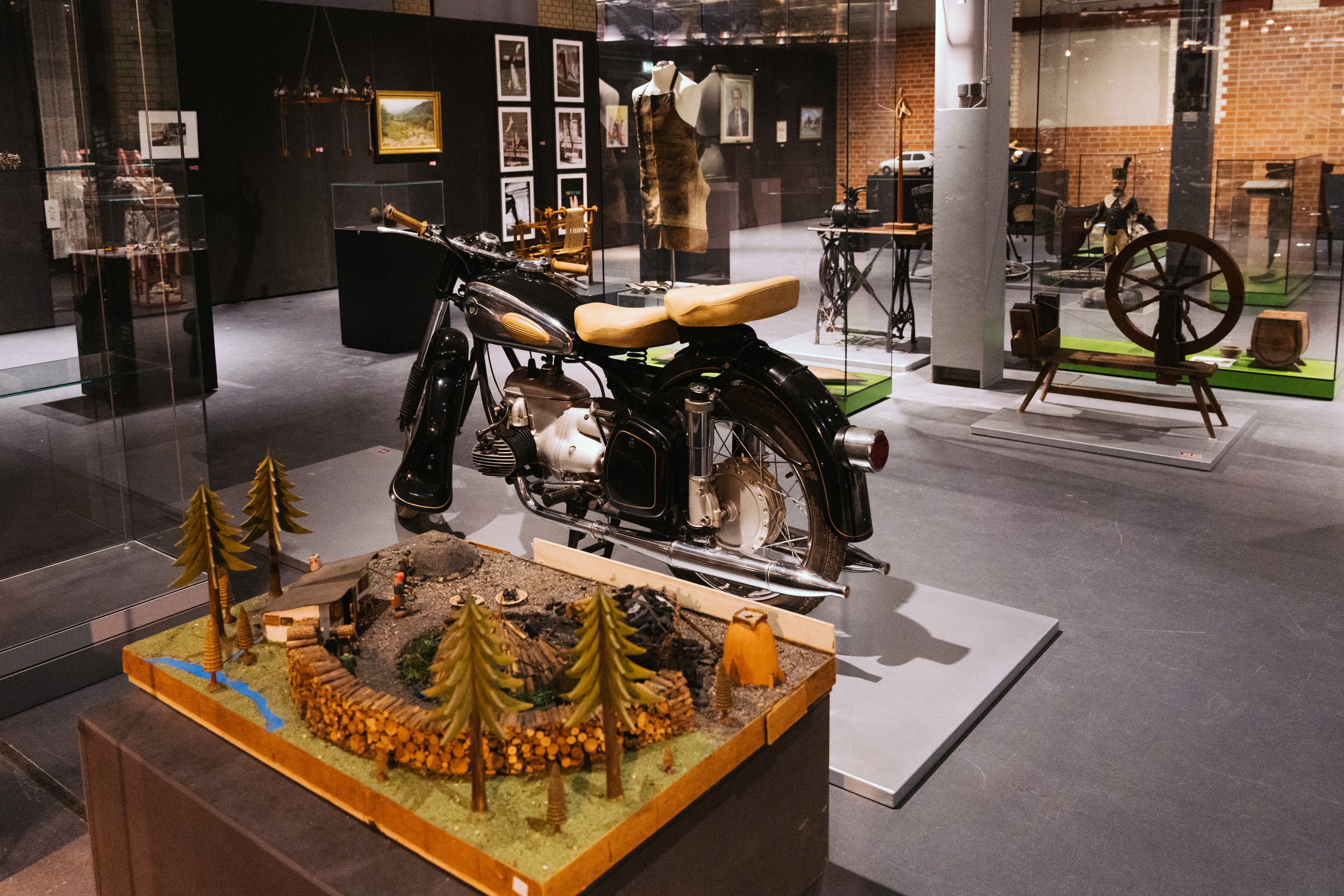 John Cage: Museumcircle - PURPLE PATH